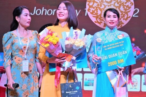 Honoring Vietnamese Ao Dai in Malaysia | Vietnam Times