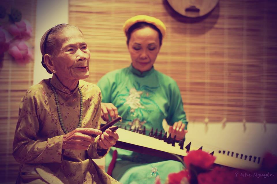 Veteran Hue singer passes away, aged 93 | Vietnam Times