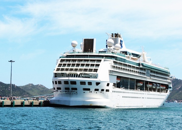 Cam Ranh international port welcomes first foreign cruise ship ...